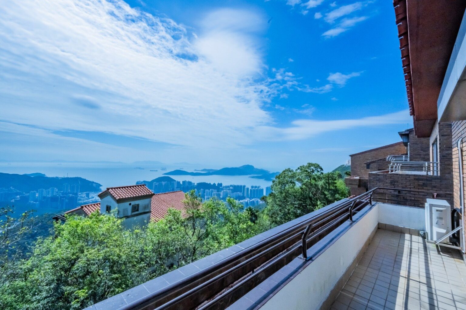 超級豪宅「Orient Crest東廬」山頂獨立屋 首推2間3,148實呎交吉戶 項目售價1.42億元起 - 樓市資訊 | 美聯物業